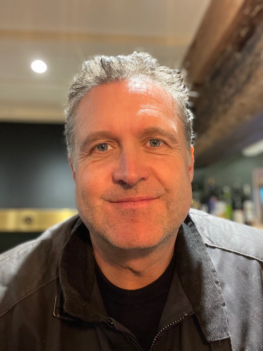 Vincent Leon's Instagram, Twitter & Facebook on IDCrawl